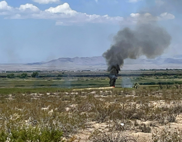 Lightning triggers Topock Marsh fire; grows to 217 acres overnight ...