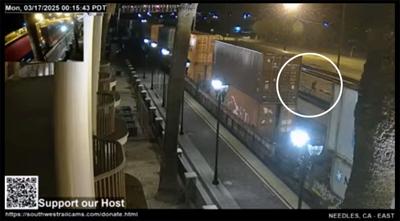 Live stream captures foot pursuit of trespassers fleeing BNSF train at ...