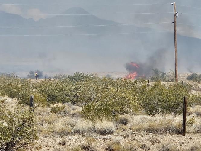 Lightning strikes ignite wildfire near Kingman | News | mohavedailynews.com