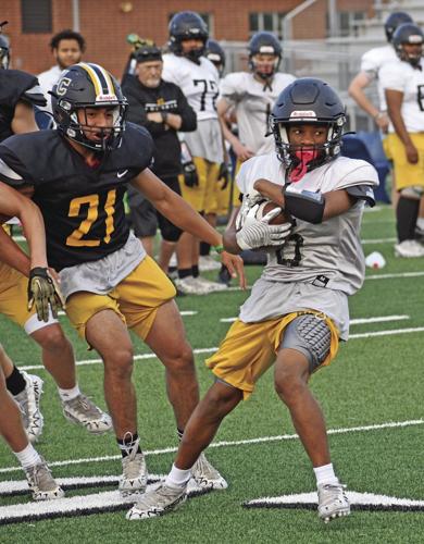 MCHS football spring training | Sports | montgomeryherald.com