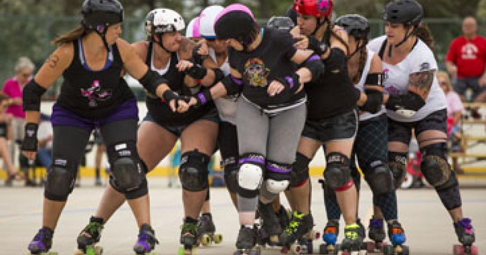 Derby girls duke it out at Rollin’ on the River | Local News Stories ...