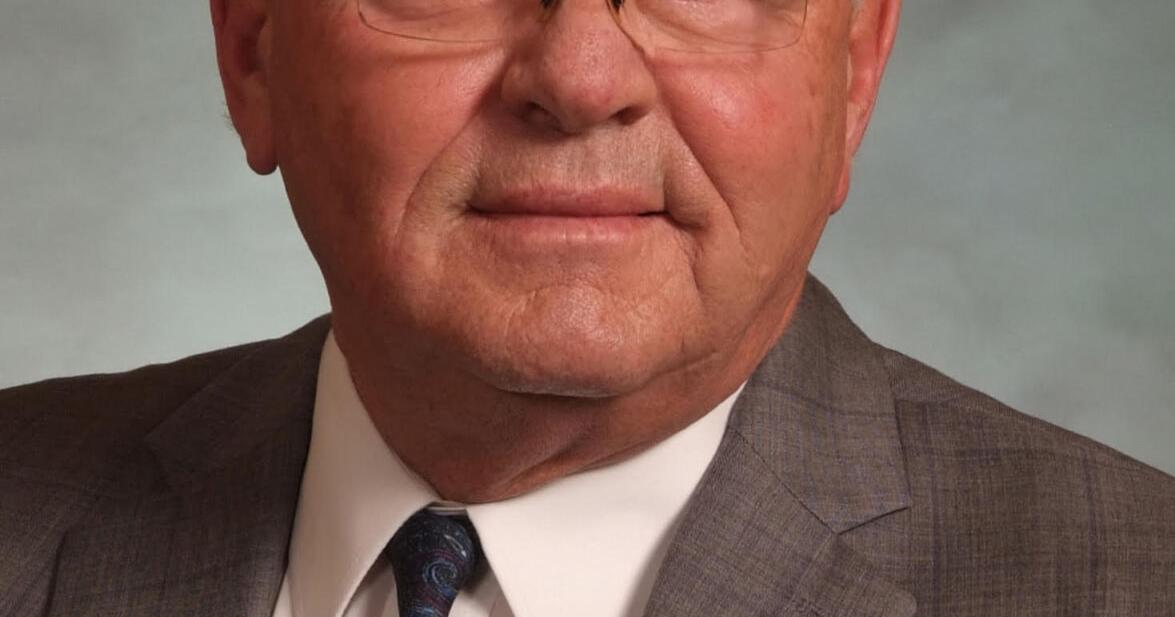 Catlin-sponsored bill alleviating teacher shortage signed by governor ...