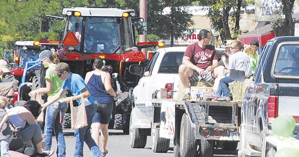 Downtown parade | | montrosepress.com