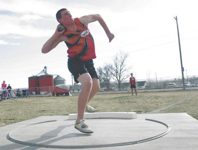 Montrose hosts Triangular | Local Sports News | montrosepress.com