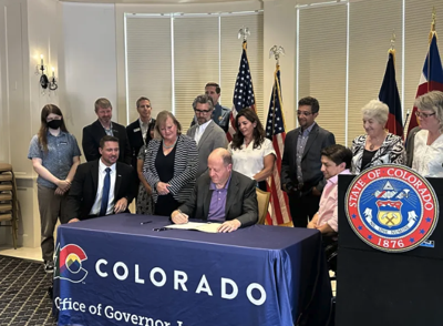 Colorado’s new hands-free law, which bans cell phone use while driving ...