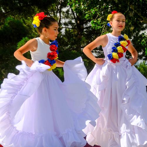 Dancing roses: Fiesta scenes | News | montrosepress.com