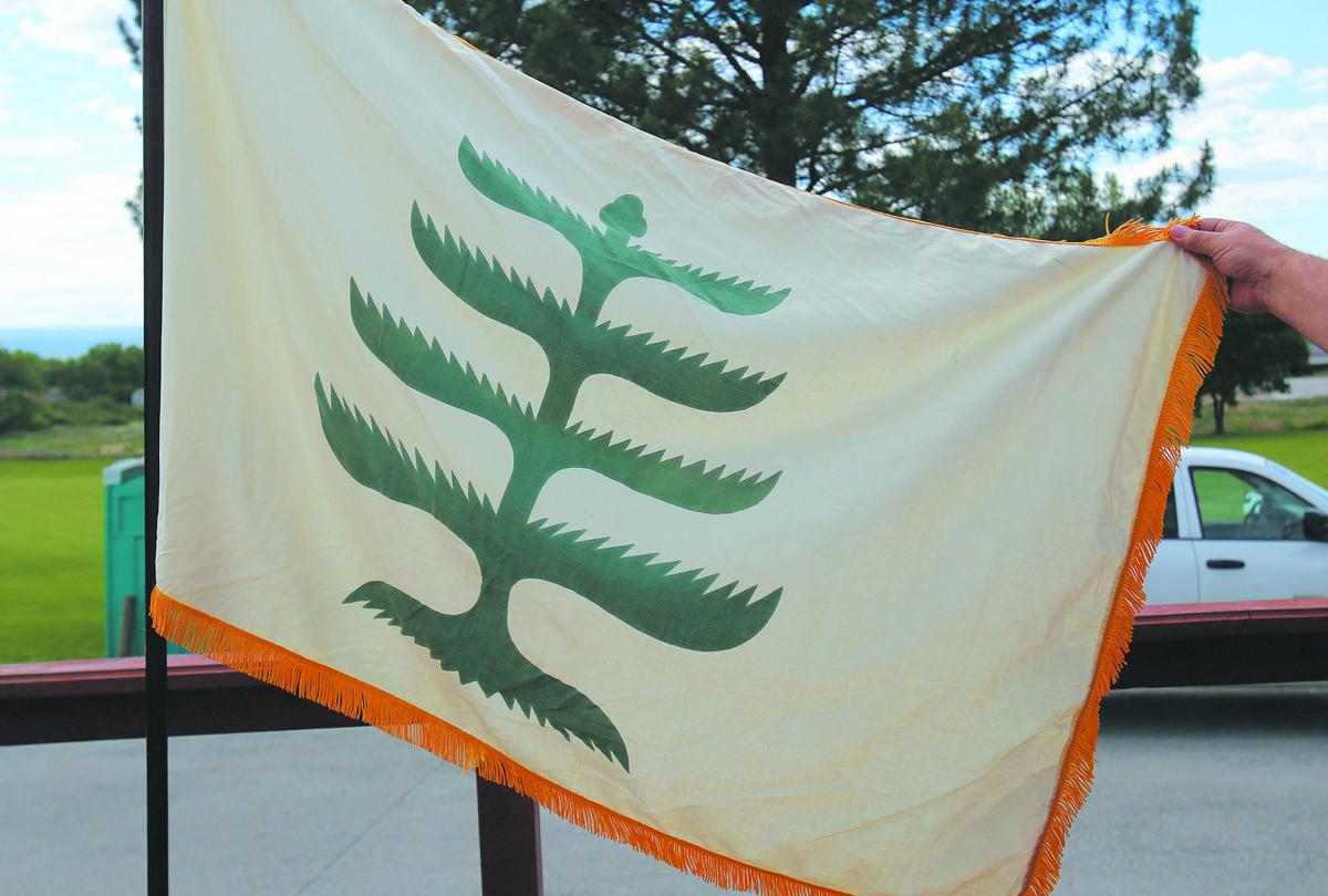 Elks unfurl history for Flag Day | | montrosepress.com