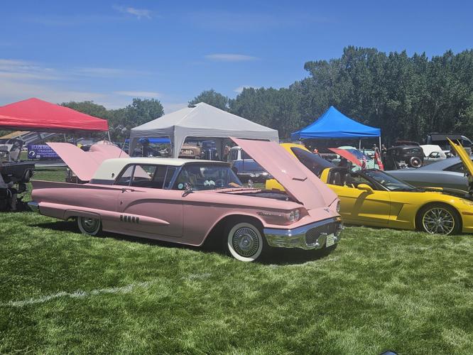 A weekend of fun: Classic cars, pinup girls — and a welcome at the Ute ...