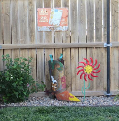 Backyards in Bloom draws record crowd Friday | News | moorenews.com