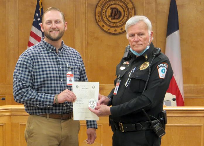New DISD police chief sworn in as officer | News | moorenews.com