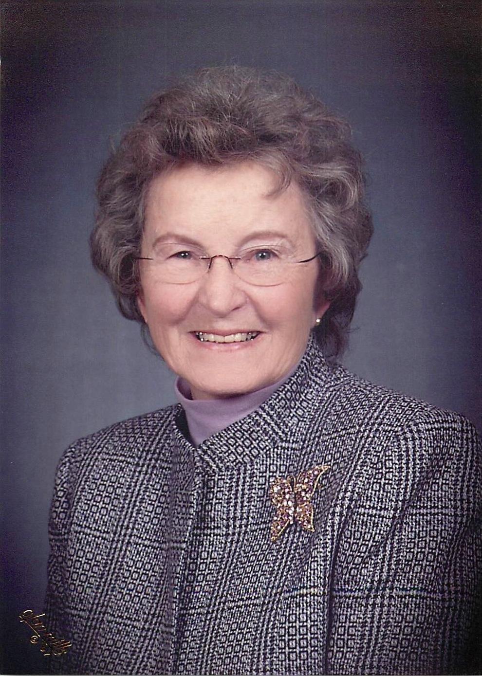 RUTH KNIGHT HILL | Obituaries | moorenews.com