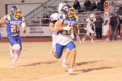 Cats secure No. 2 seed with win over Vega | Sports | moorenews.com