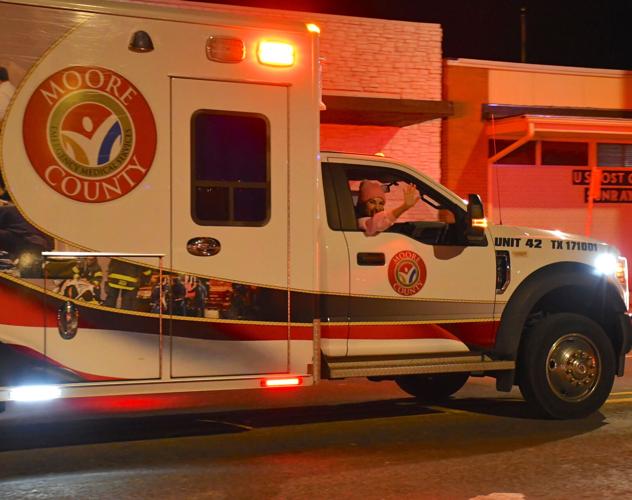 Sunray gets in the holiday spirit with Christmas Lights Parade | News ...