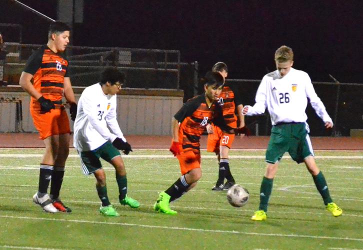 Demon soccer post wins over Harvesters | Sports | moorenews.com