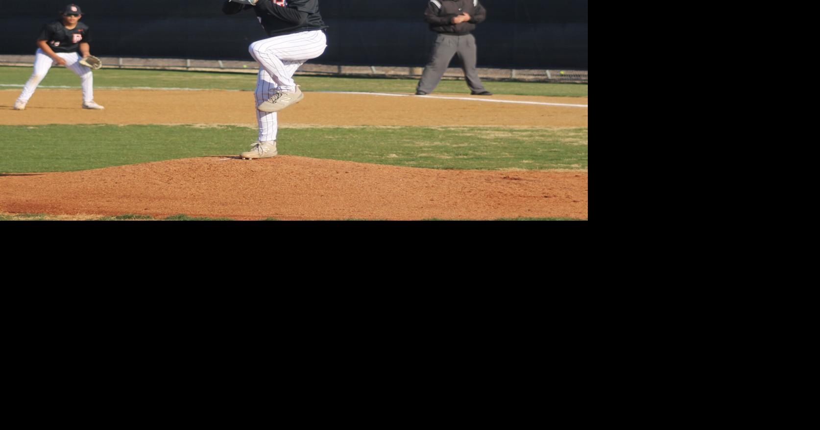 Torrez goes the distance in Demons’ 2-1 win | | moorenews.com