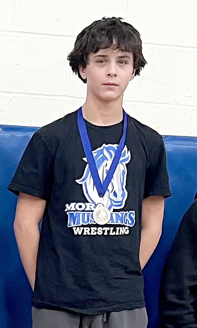 Mora’s Carter Hill claims league title, advances to State | Sports ...