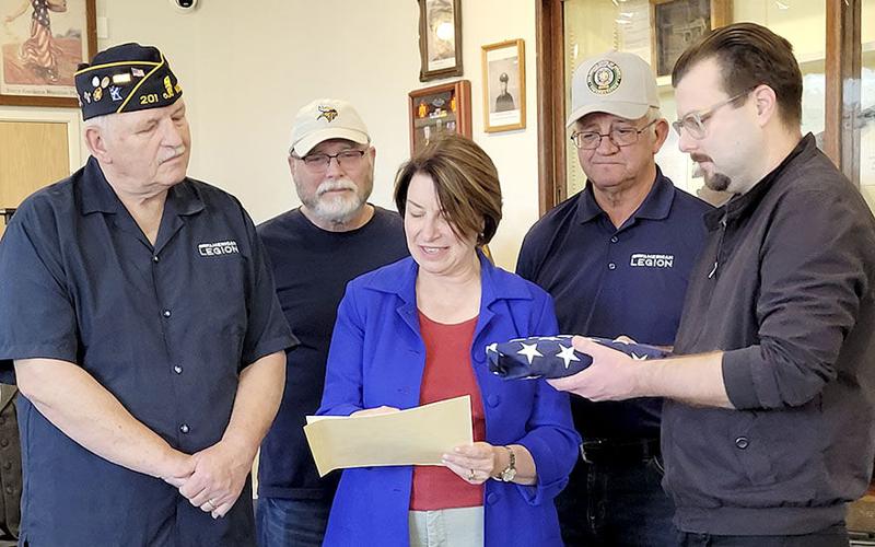 Klobuchar completes county tour in Kanabec | News | moraminn.com