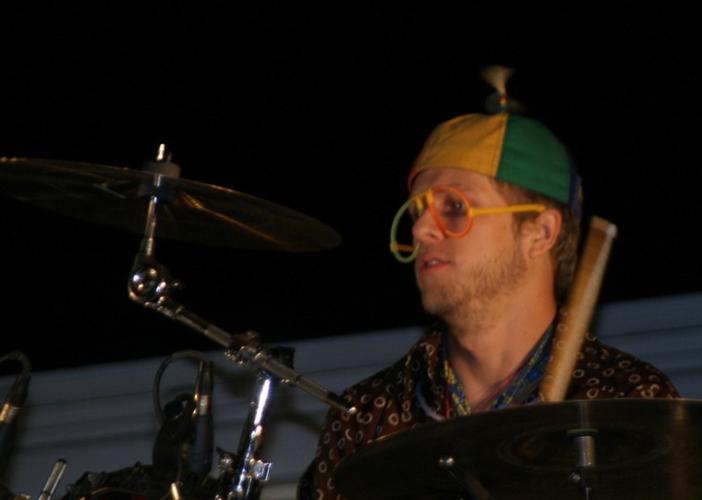 Dweebs light up the night | | moraminn.com