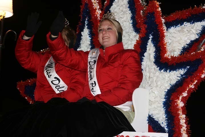 Snowflake Parade | | moraminn.com