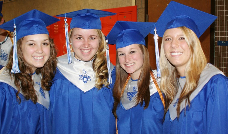 In photos: Mora High School graduation | | moraminn.com