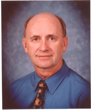 Fairview doctor retires after 39-year career | | moraminn.com