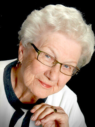 Pearl M. Peterson | Obituaries | moraminn.com