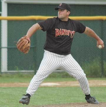 Bandits complete season with a pitching duel | | moraminn.com