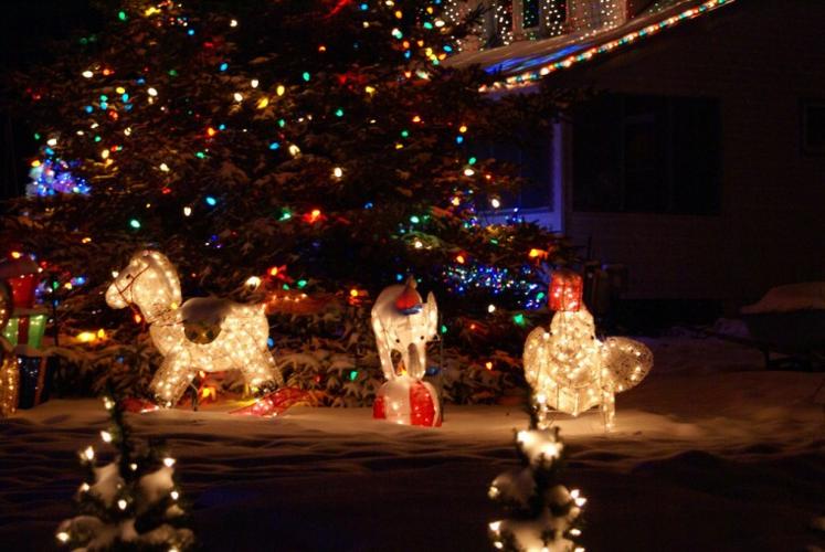 Kanabec County: home to state's largest private light display ...