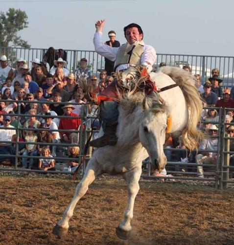 Riders, fans all rodeo winners | | moraminn.com