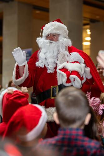 Commonwealth celebrates 33rd Annual Holiday Wish Program | News ...