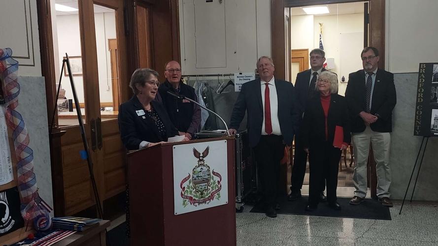 Revolutionary War soldier plaque dedicated at Bradford County ...
