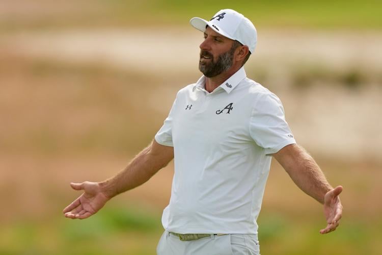 Dustin Johnson goes from 1 shot behind to scrambling to make the U.S ...