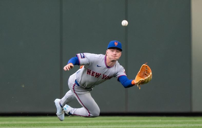 Cole Young’s single in 10th gives streaking Mariners another walk-off ...