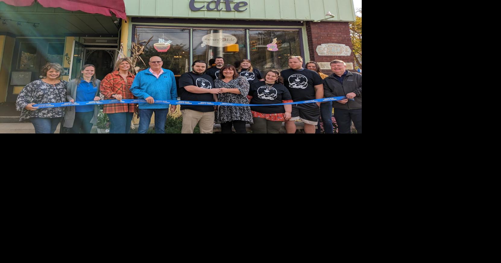 Mad Hatter Cafe cuts ribbon on new partnership | News | morning-times.com