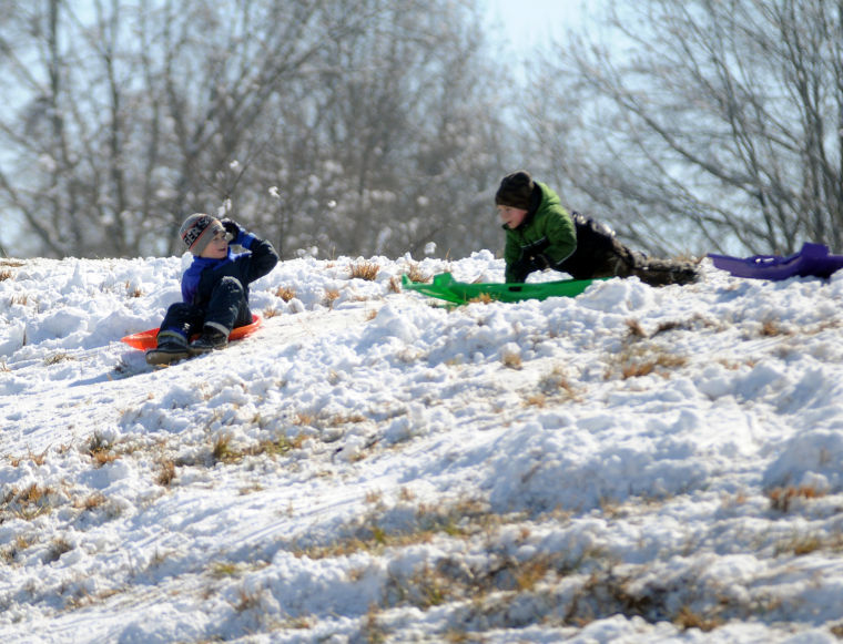 2014 Snow Days | Featured | moultonadvertiser.com