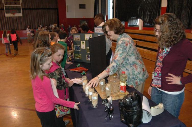 MMS Ag Day | Featured | moultonadvertiser.com