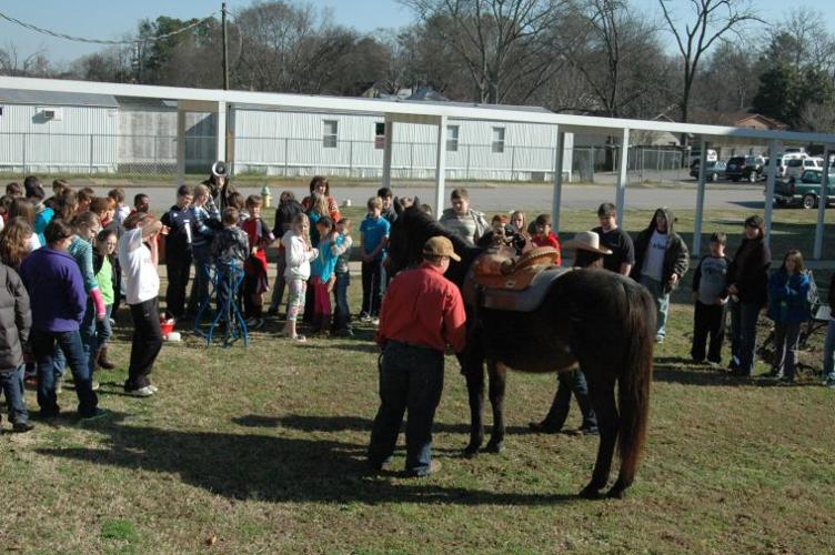 MMS Ag Day | Featured | moultonadvertiser.com