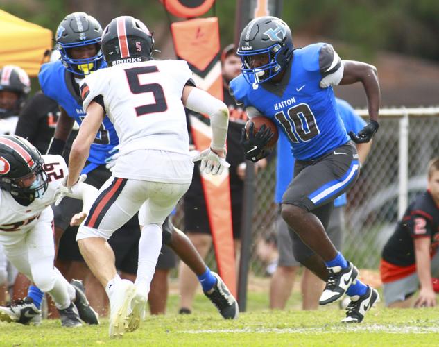 Hatton struggles in loss to Brooks | Sports | moultonadvertiser.com