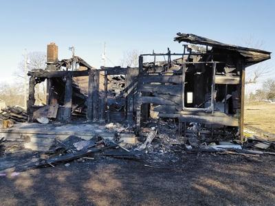 Fatal fire strikes Moulton Friday night | News | moultonadvertiser.com