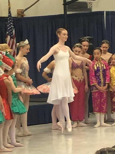 Young Dancers Perform for LAE | News | mountain-news.com