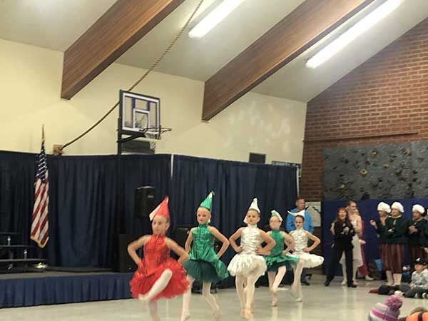 Young Dancers Perform for LAE | News | mountain-news.com