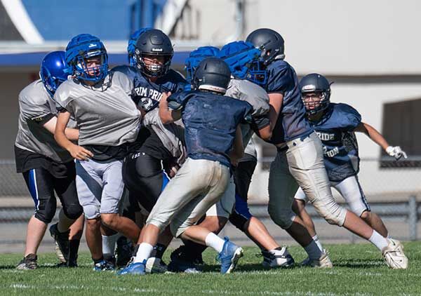 Fighting Scots Football Season Has Started | News | mountain-news.com