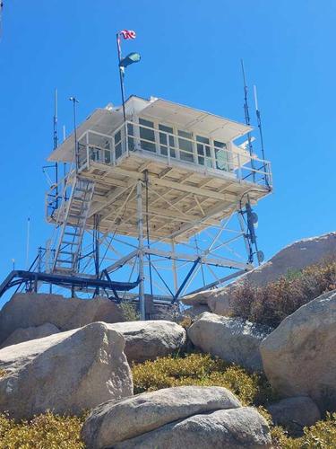 On the lookout at Keller and Strawberry Peaks | News | mountain-news.com
