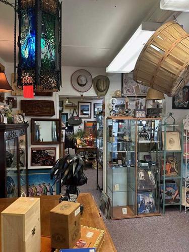 Discovering Trinket Traders | News | mountain-news.com