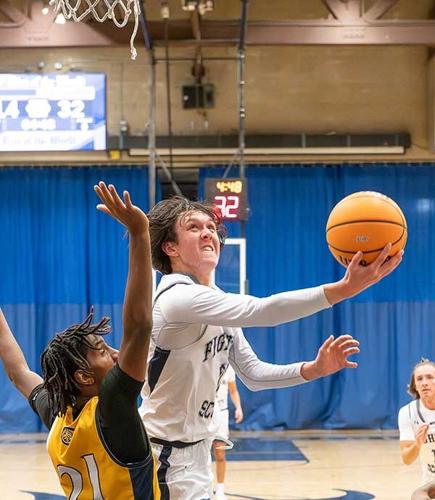 Boys Basketball Lose to Carter High School | News | mountain-news.com