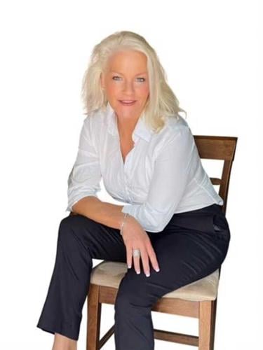 Kathy Graves Farley’s Book Instructs Young Adults on Krushing It | News ...