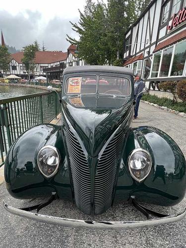 The Antique and Classic Boat & Car Show | News | mountain-news.com