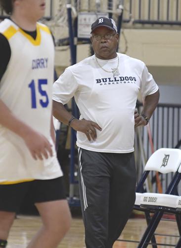 Dora basketball hosts six-team event | Sports | mountaineagle.com