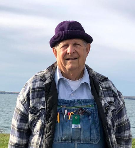 Thomas Andrew Grzyb | Obituaries | mountaineagle.com