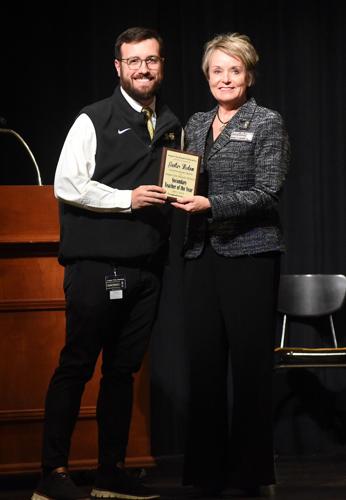 Jasper BOE recognizes several during meeting | News | mountaineagle.com